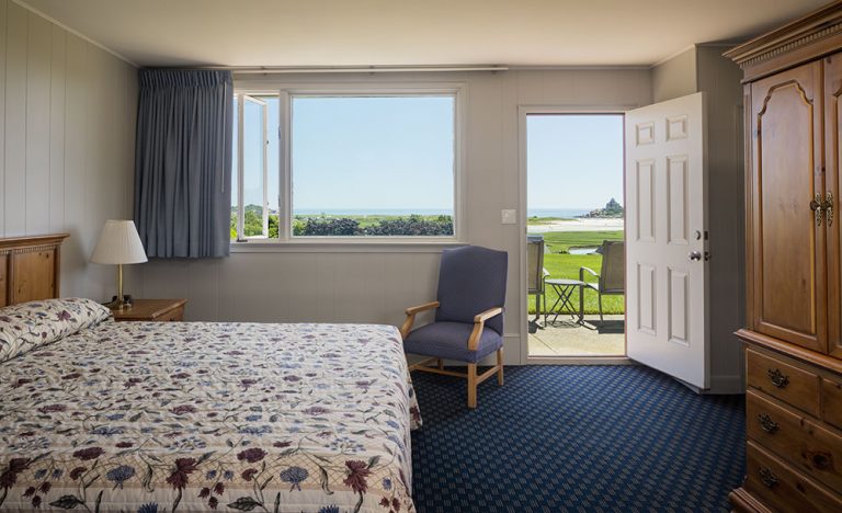 Home - The Official Vista Website - The VIsta Overlooks Good Harbor ...